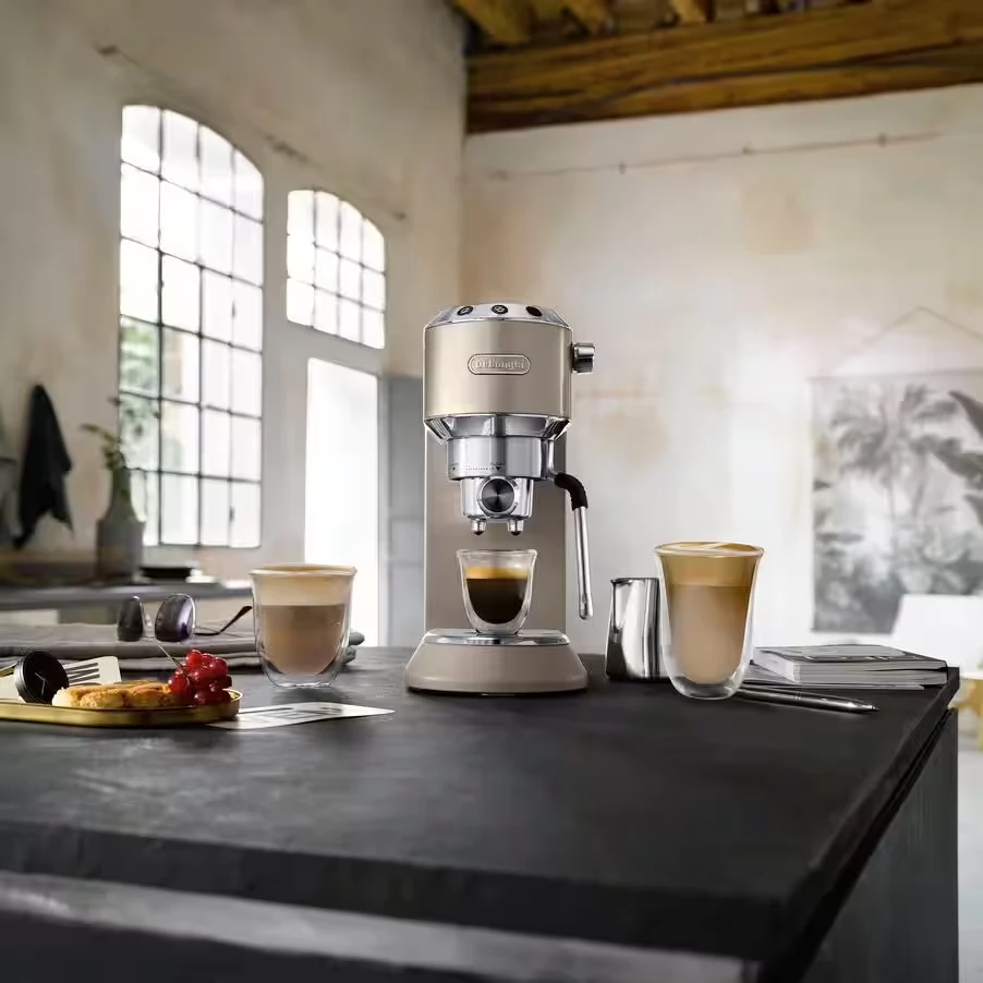 DELONGHI EC885.BG Dedica Arte Manuális espresso kávéfőző - iPon.hu