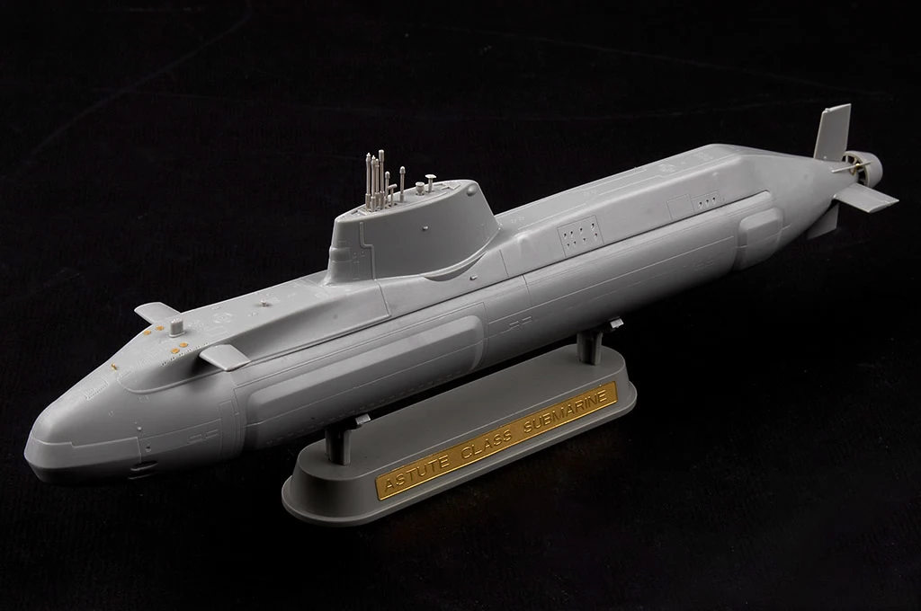 HOBBYBOSS 1/350 HMS Astute military submarine model - iPoncomp.com