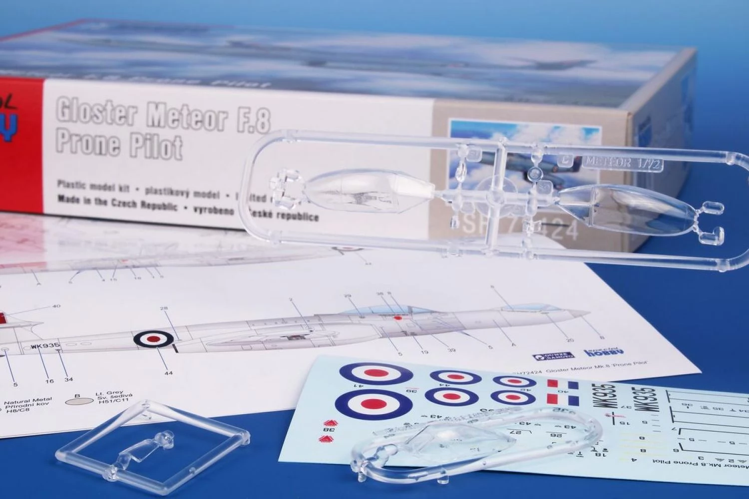 SPECIAL HOBBY 1/72 Gloster Meteor F.8 Prone Pilot experimental fighter ...