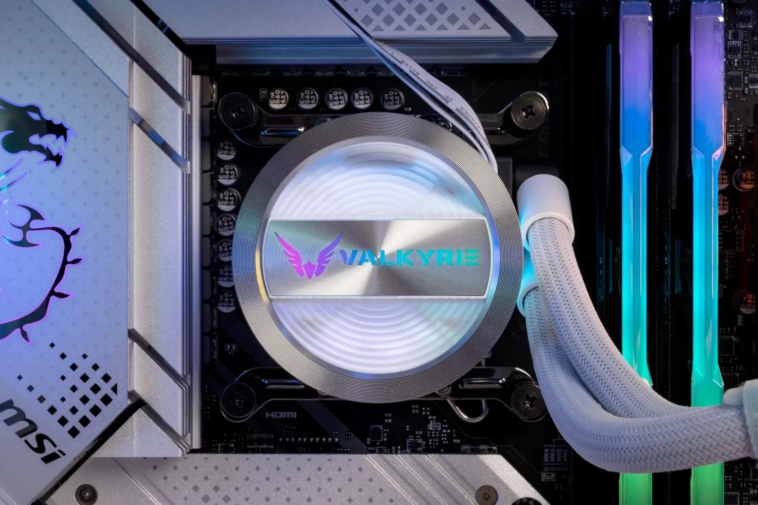 VALKYRIE Dragonfang 240 fehér - iPon.hu